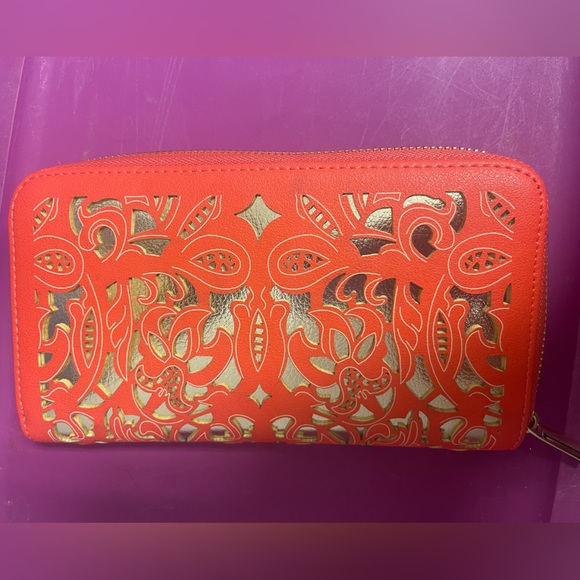 Imoshion | Bags | Imo Coral Wallet New | Poshmark